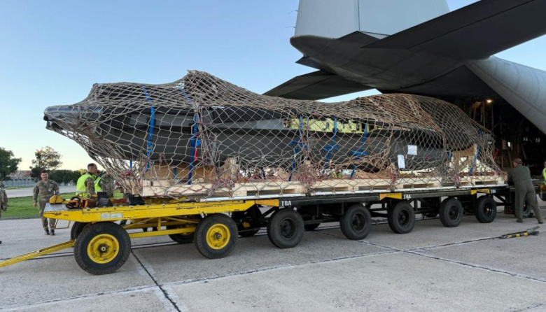 Primer F-16 de la Fuerza Aérea Argentina - Red Castrense